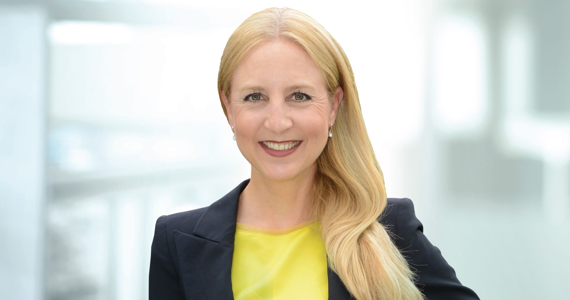 Geplante KV-Reform: Katja Christ (GLP) und Samira Marti (SP) reichen im ...